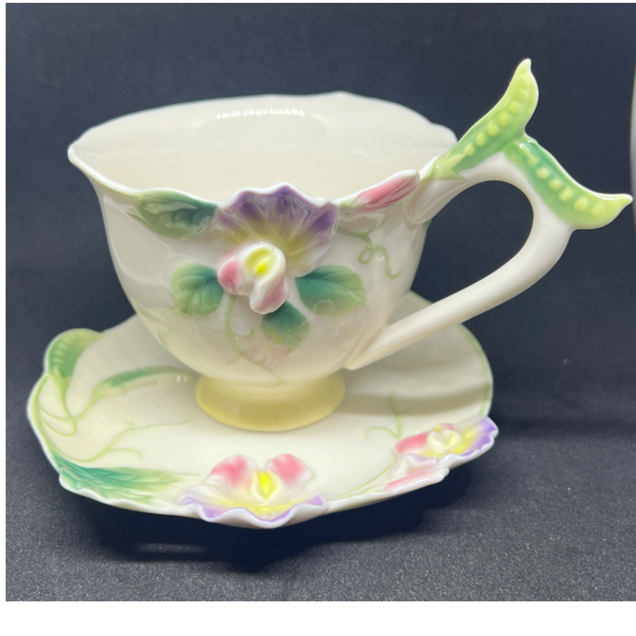 Porcelain Sweet Pea
